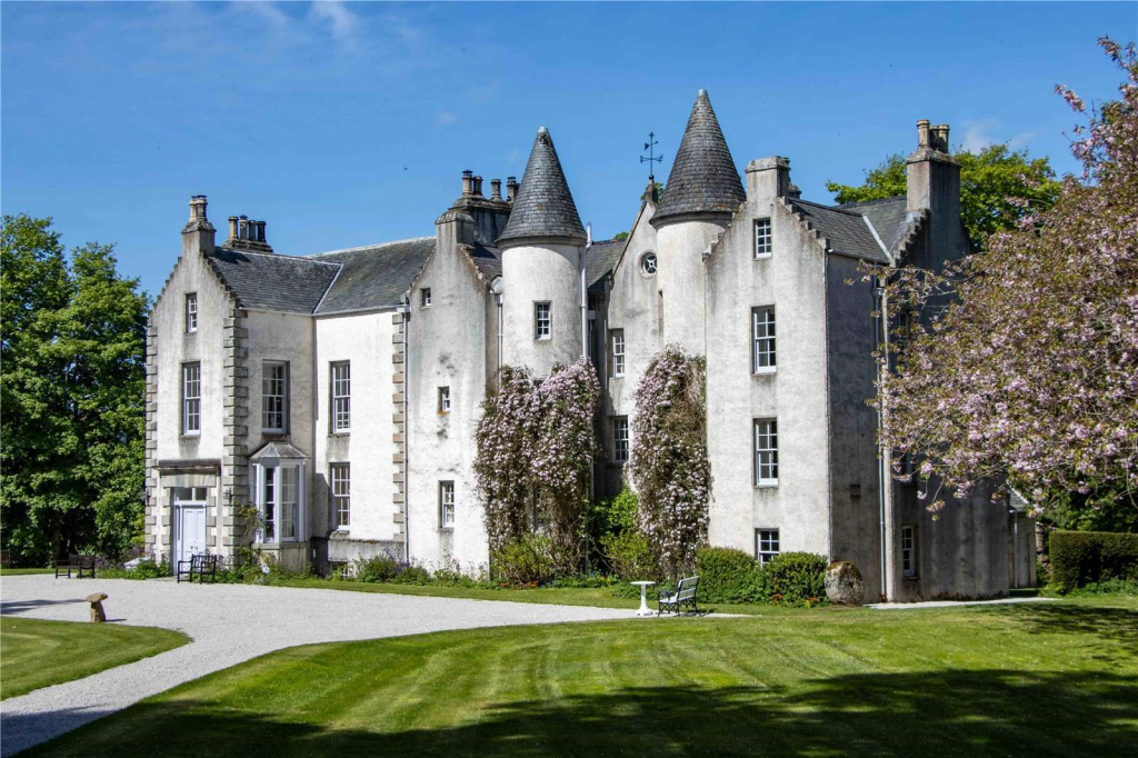 Castles on the Market – For Sale – Scottish Castles Association